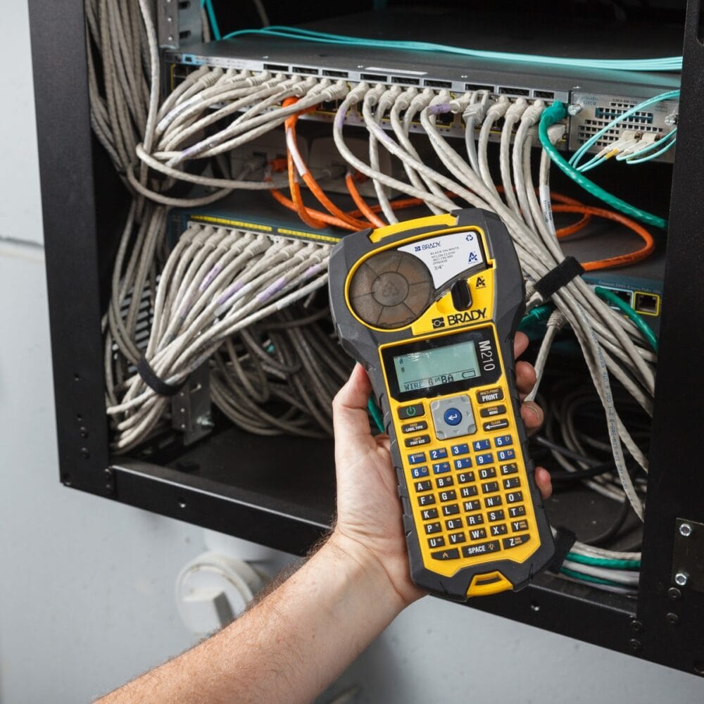 M210 labelling machine " Collinder® Labelling System